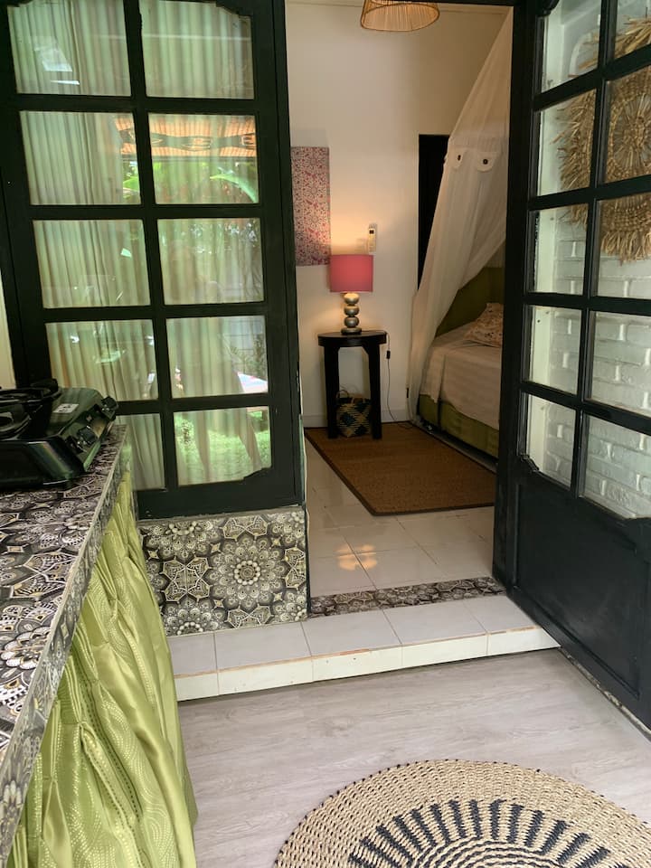 Private Cozy Studio With Garden And Kitchen Sanur - Denpasar