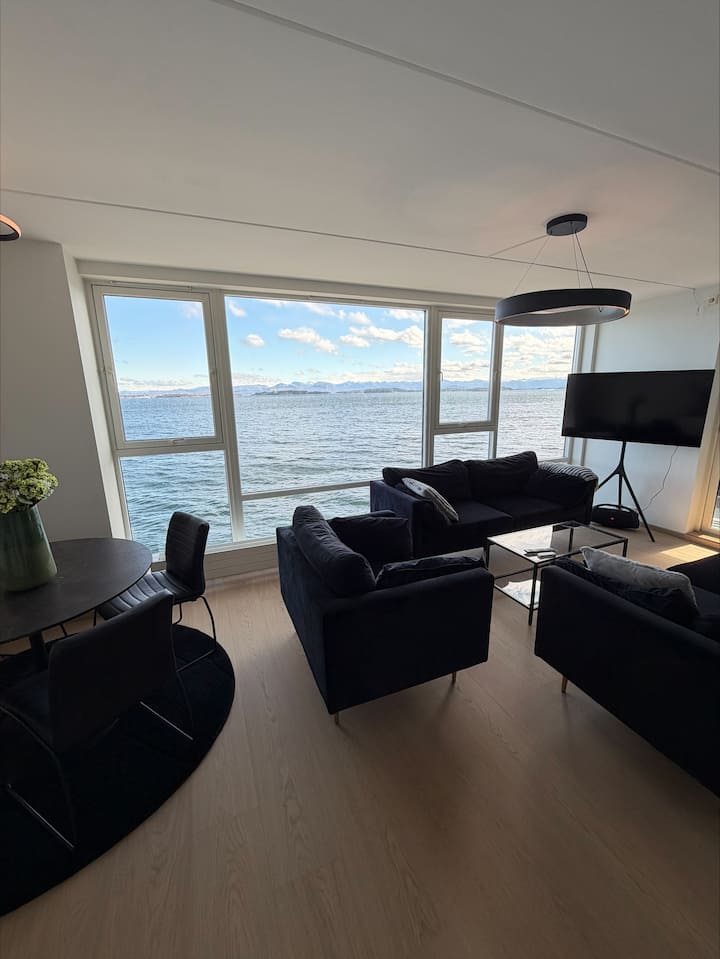 Sea View Apartment Close To City Center, 2br - Stavanger