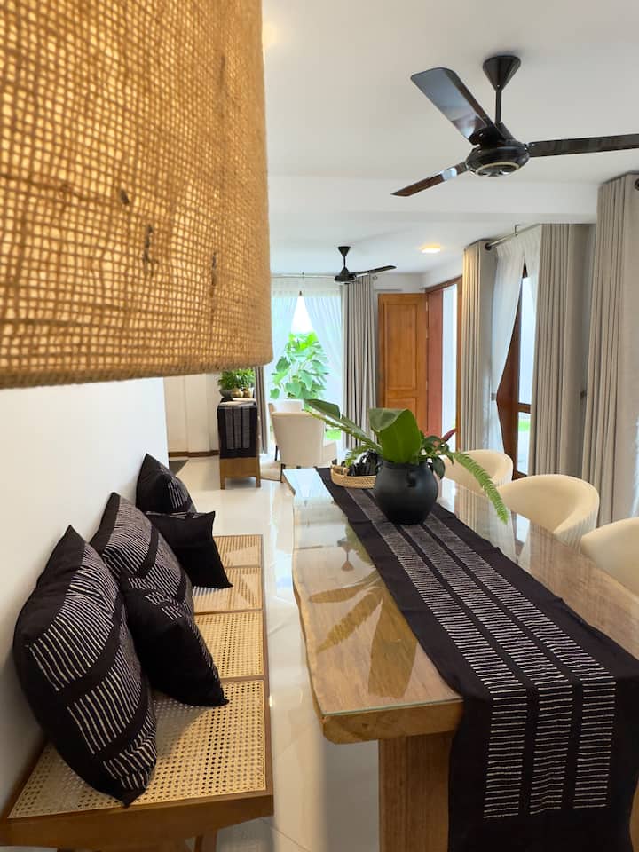 Stay In The Heart Of Colombo At Villa Vikasa - Colombo