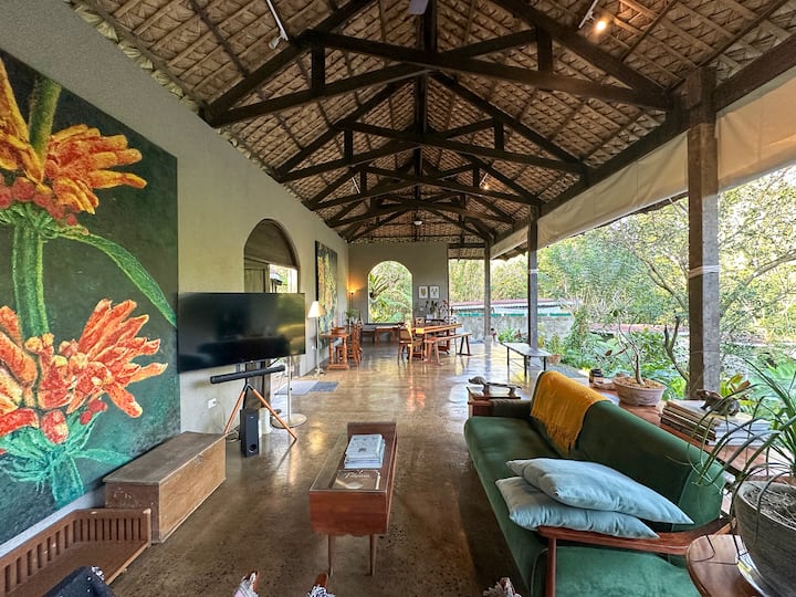 Halinaya Garden Casita 1: A Retreat Near Tagaytay - Amadeo