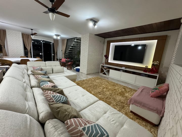 Rosi’s Lounge - São Roque