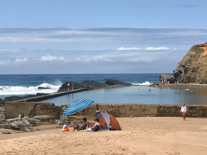 27 Thira - Dolphin Coast