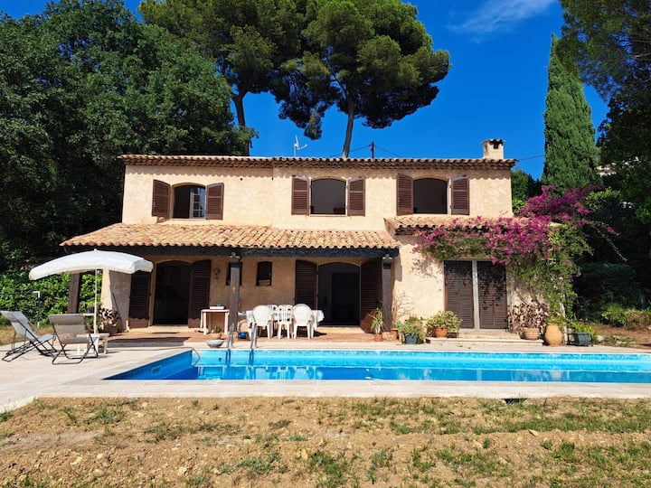 Villa 4 Chambres Avec Piscine Vue Mer Clim - Biot