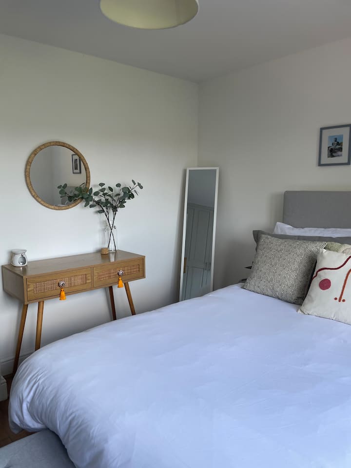 Lovely 1 Bedroom Flat - Leyton