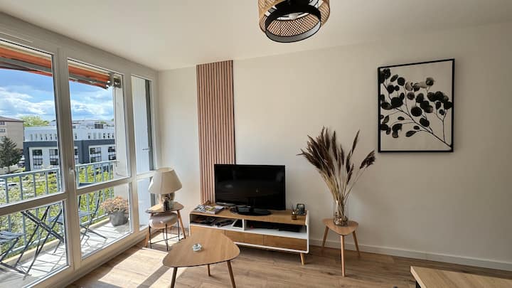 Spacieux T2 Idéalement Placé - Parking Gratuit - Toulouse