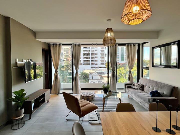 Luxury 3 Bedroom Apartment With Pool - Guatemala