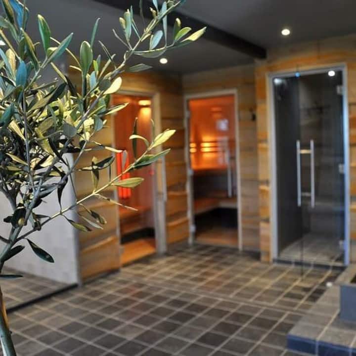 Wellness Met Sauna En Whirlpool - Veenendaal