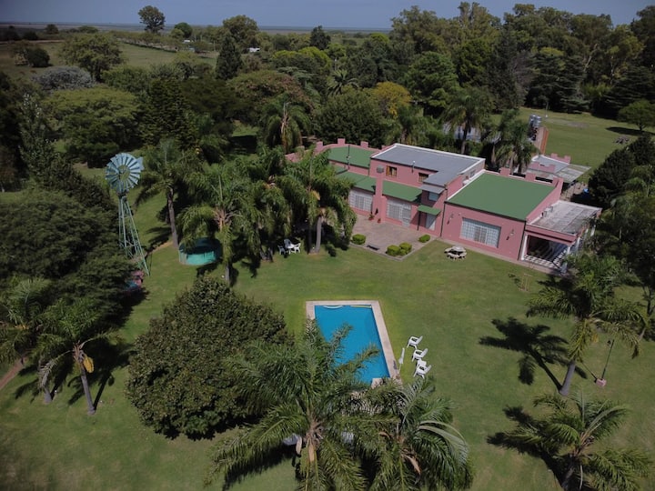 Casa Para 14 Con Pileta Y Parrilla - Argentína