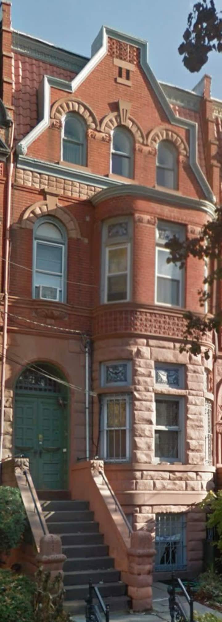 Brownstone 1st Floor - Hoboken, NJ