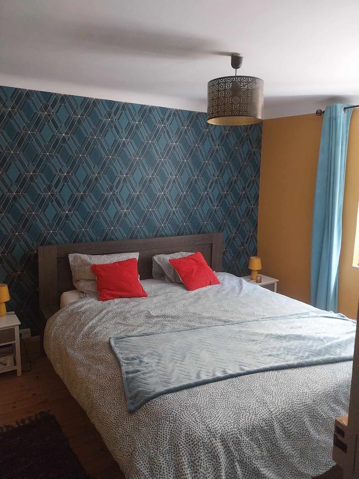 Chambre Dans Un Gîte D’étape - Saugues