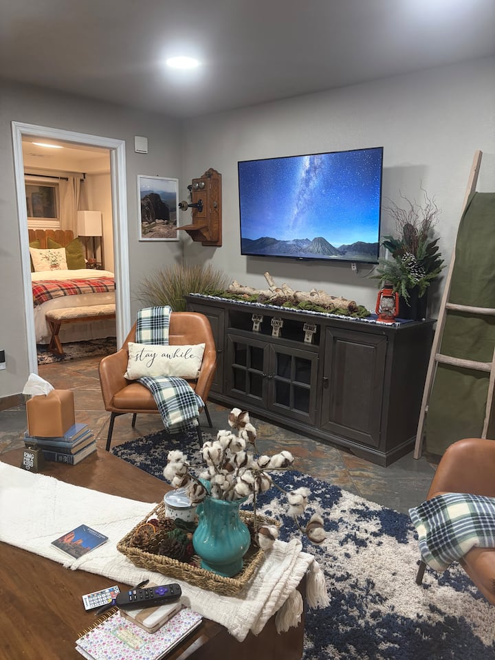 Charming Guest Suite In Colorful Colorado Springs - Colorado Springs, CO