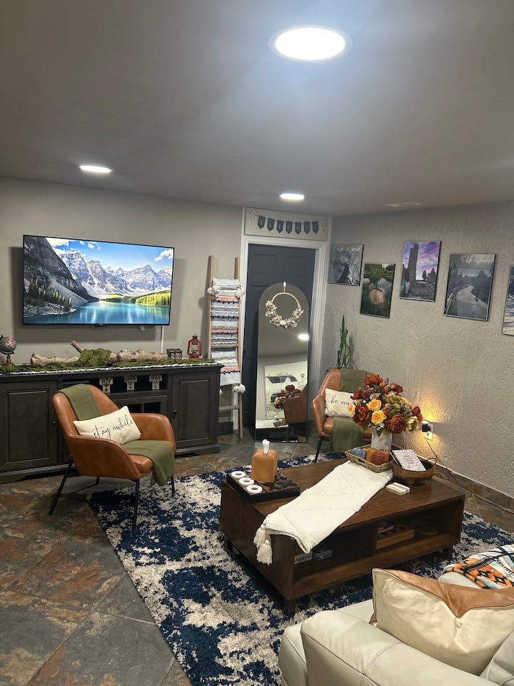 Charming Guest Suite In Colorful Colorado Springs - Colorado Springs, CO