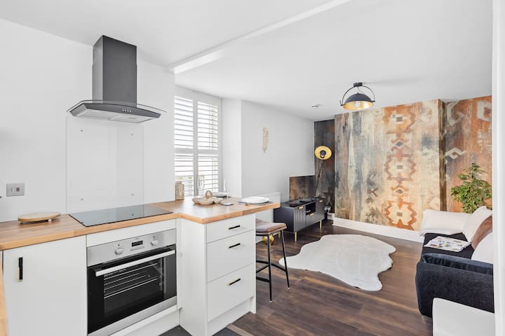 Peaceful, Homely, Pet Friendly Wit Private Parking - Torquay