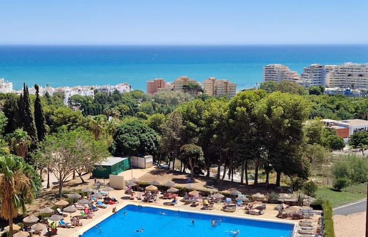 Acogedor Estudio, Piscina Y Vista Mar, Benalmadena - Benalmádena