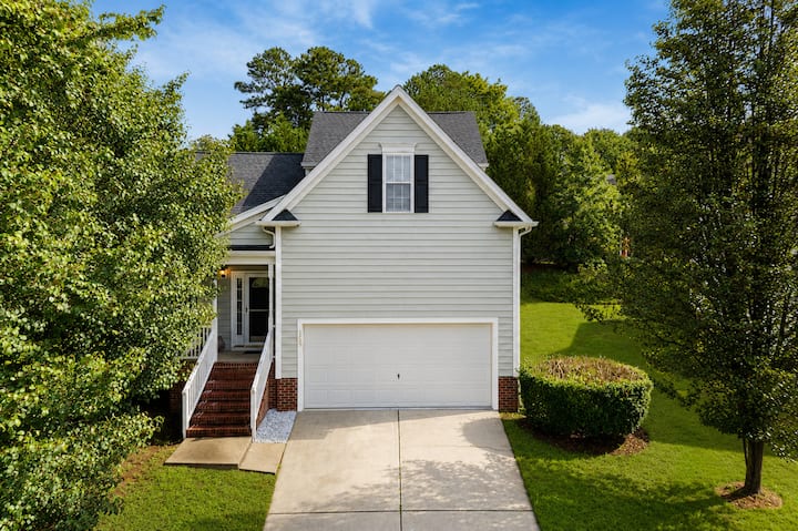 2br Raleigh Retreat | Near Nc State + Downtown - Raleigh, NC