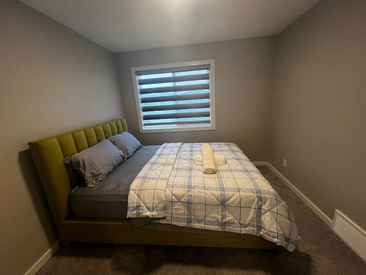 Brand New Bedroom In Keswick(b) - Edmonton