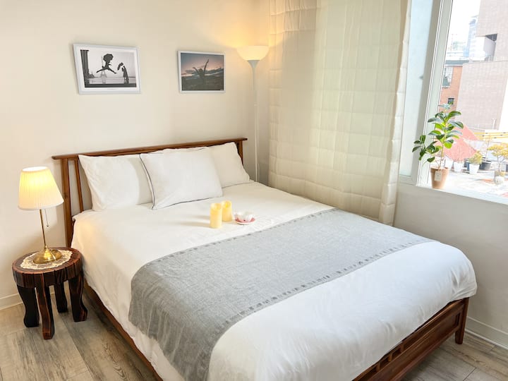 Bright & Cozy, In The Heart Of Gangnam,언주역,신논현역 - Seúl
