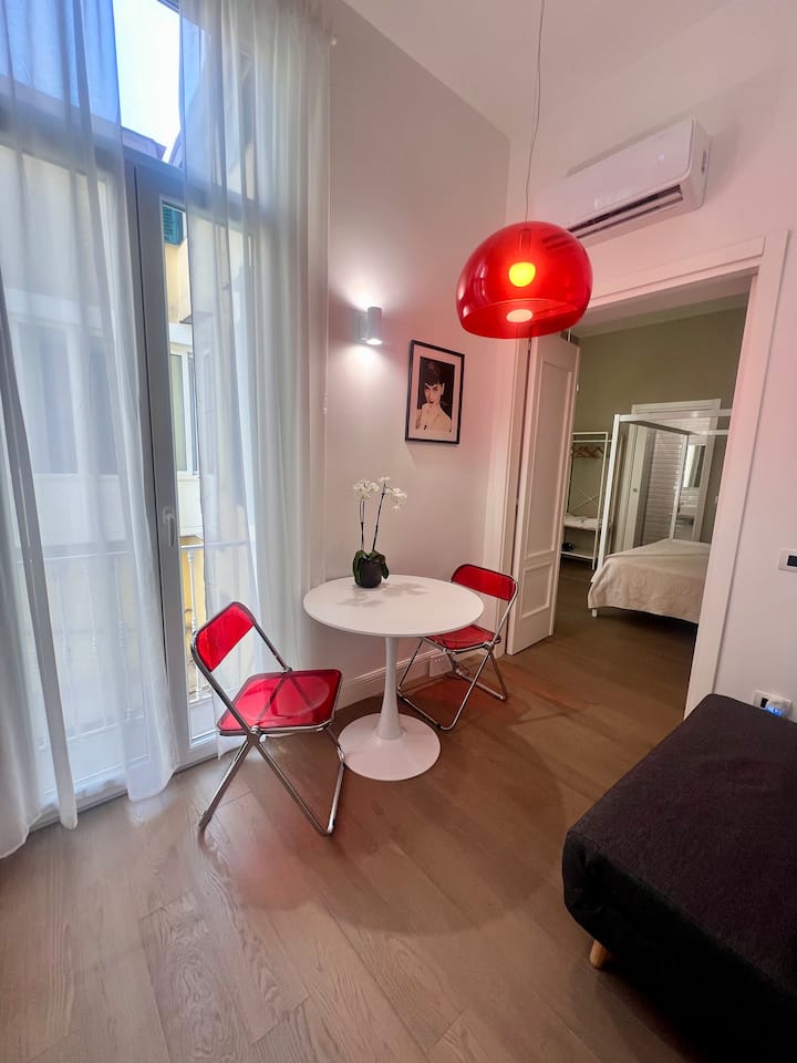 Lion Suite Apartment Napoli Plebiscito Chiaia - Naples