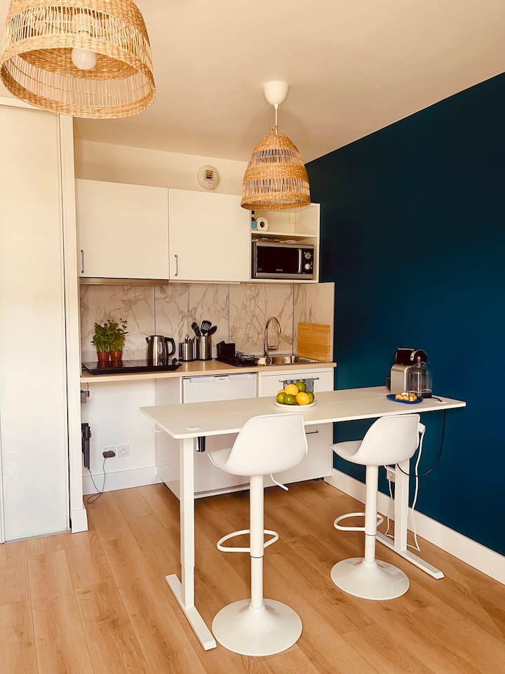 Ravissant Studio Neuf, à 1 Min à Pied De La Gare - Saint-Étienne