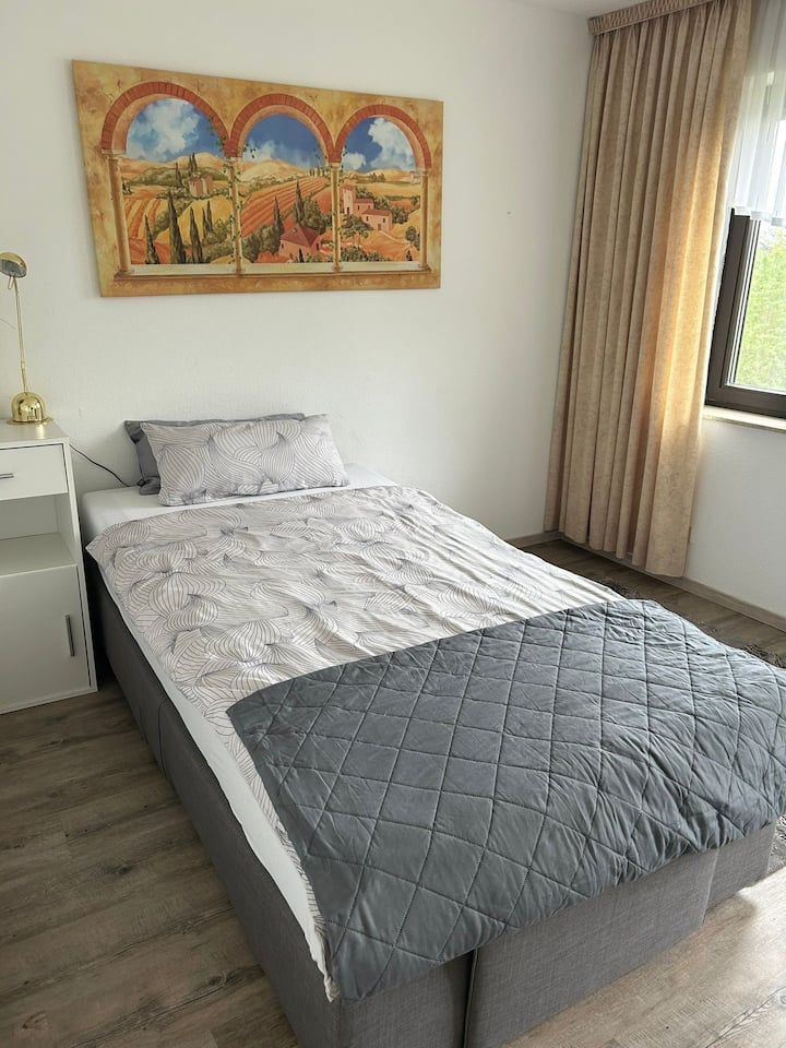 Pension Becker - Gästezimmer 1 - Kaiserslautern