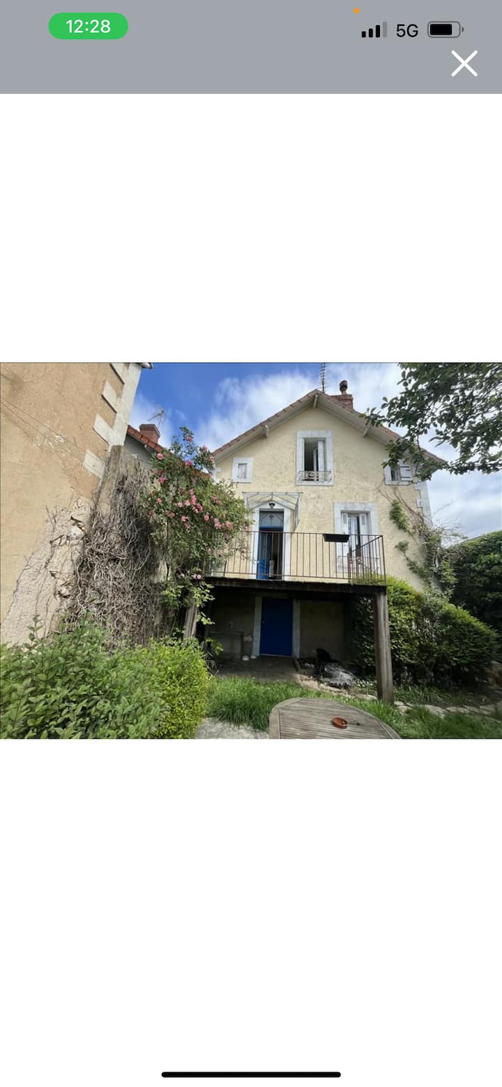 Louée Comme Sur Les Sites Photos - Périgueux