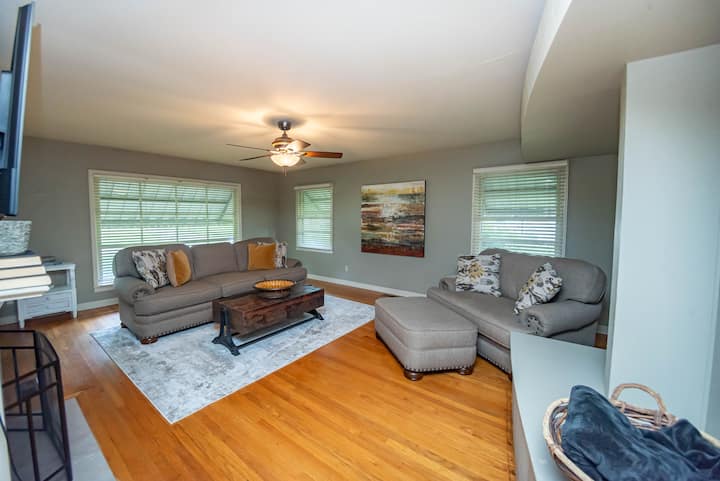 Cottage In The Lanes - Jonesboro, AR