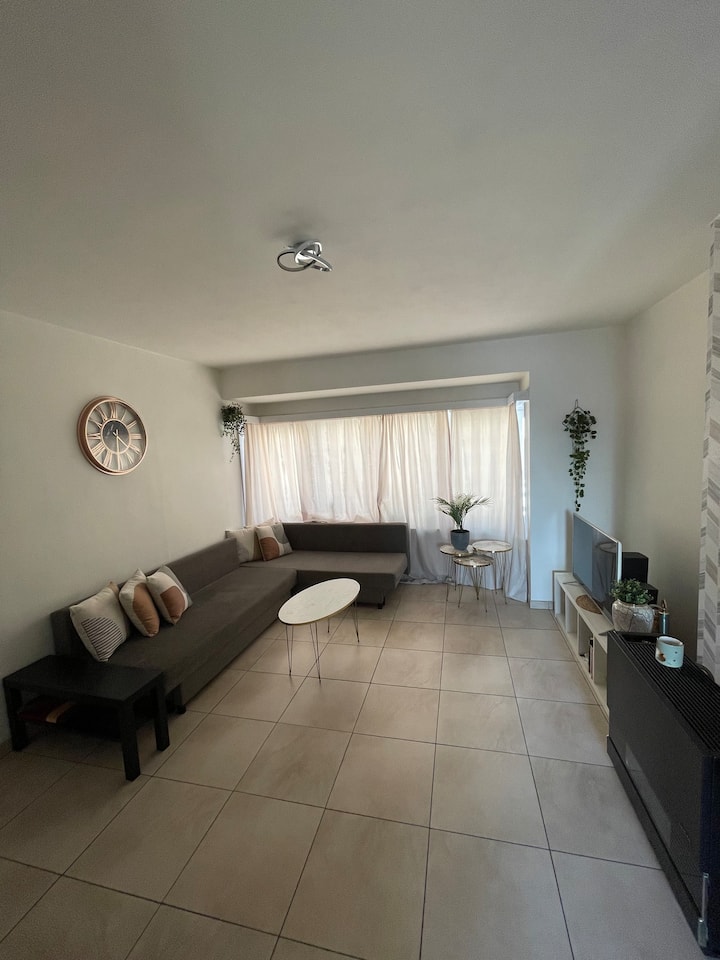 Close To The Beach/supermarkets, Transportation - Oostende
