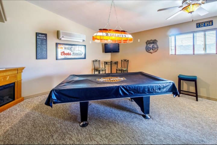 12pm Check In/out, Big Pool, Games & So Much More! - Lake Havasu City, AZ