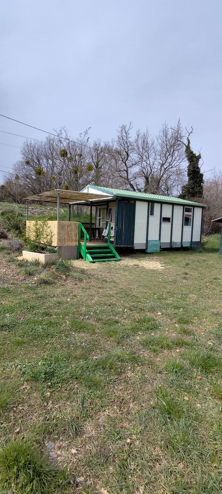 Chalet Dans Le Lubéron - Rustrel