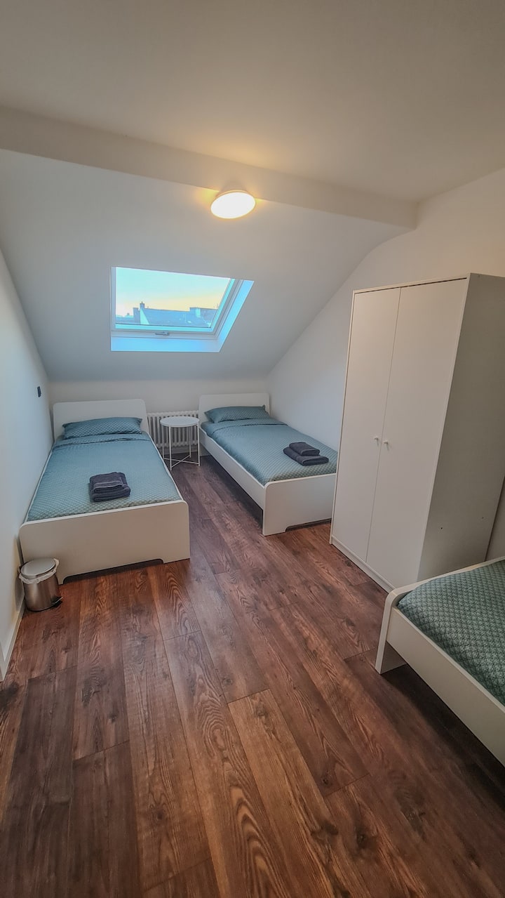 Renovierte Wohnung Für 4 Gäste - Mönchengladbach