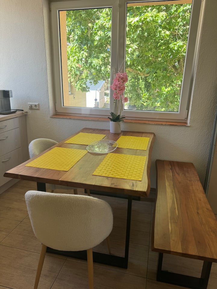 Schönes Zimmer Am Bahnhof - Heilbronn