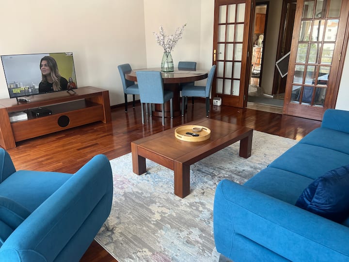Labela Vida Guest House, 3 Bedroom, 500mt To Beach - Peniche