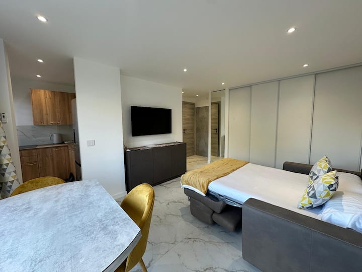 Superbe Studio - Vallauris