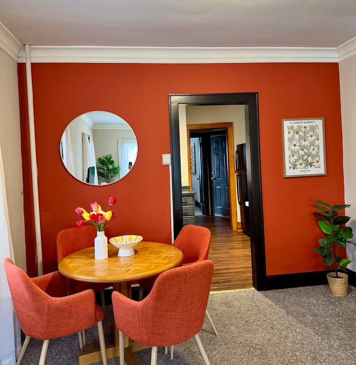 Vibrant Scandinavian-styled Apartment - Minneapolis, MN