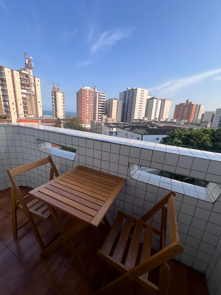 Apartamento Família Praia Grande • Amplo • Sacada - Praia Grande