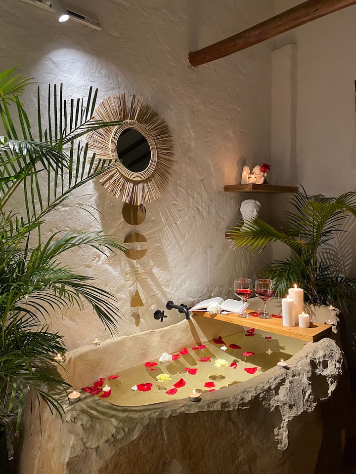 Cabaña Romántica | Tina En Piedra, Fogata Y Cine - Villa de Leyva