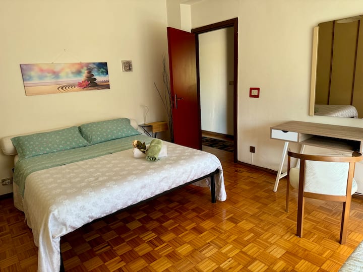 Stanza Matrimoniale Tra Caserma E Stazione - Foligno