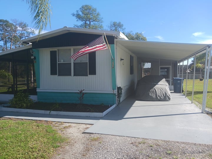 Home
 Furnished Winter Rental 
Monthly
Weekly
 Day - DeLand, FL
