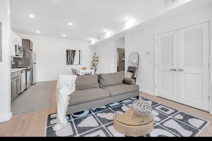 1br King Bed L Walk To Prudential L Free Parking - Newark, NJ