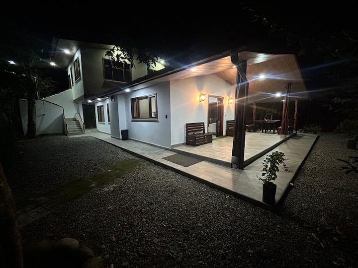 San Peter's House 2 - Orellana