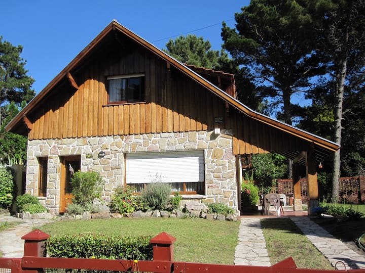 Casa Barrio Norte Villa Gesell - Villa Gesell