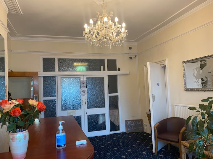 Baytree Lodge - Family Room - Beaumaris