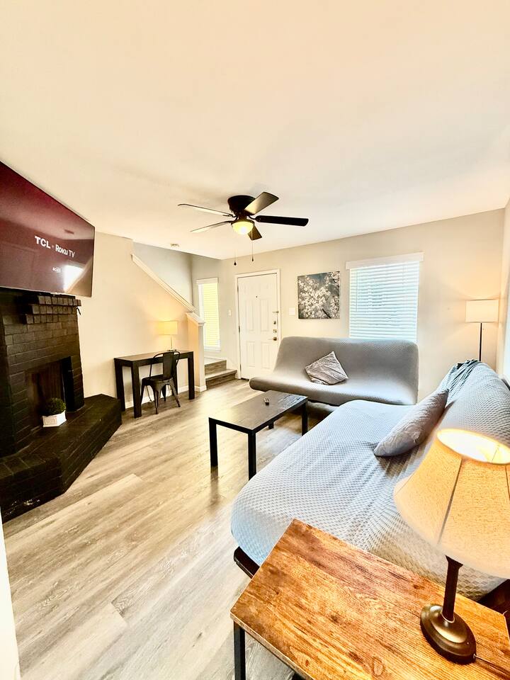 Cute And Cozy Townhouse - Corpus Christi, TX