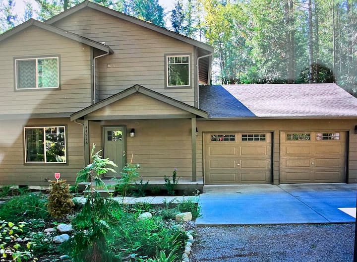 Rest&fun
Fishing/rafting/hiking/biking/skiing - Gold Bar, WA