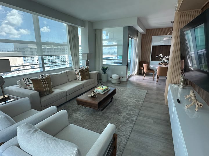 Luxurious Condo In Brickell - Miami