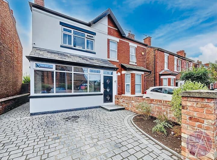 Open Golf 2026 - Beautiful 4 Bed Family Home - サウスポート