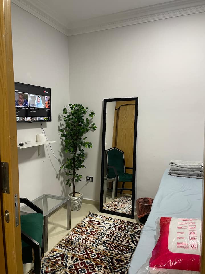 Mo’s Place 401 (Private Studio) - 亞歷山大港