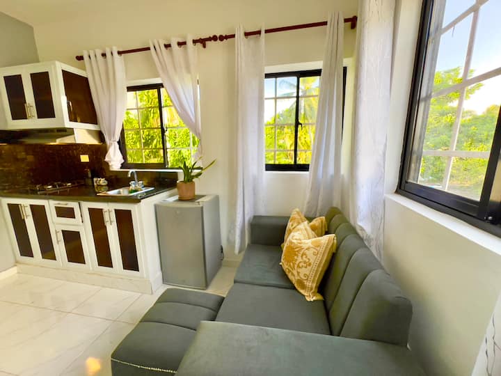 B204 Aire Acondicionado Balcón Cocina Fast Wifi - Cabarete