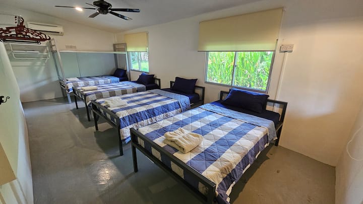 Private Room For Four At A Homestay In Kota Marudu - Kota Marudu