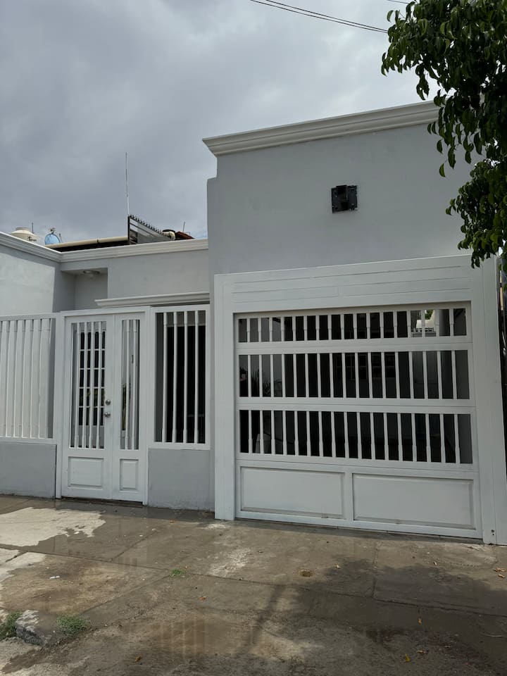 Casa 11 Al Sur Hermosillo - Hermosillo